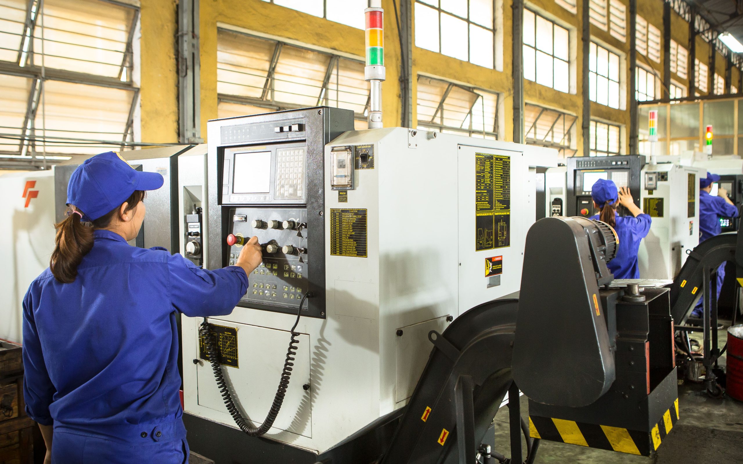 Evolution of Manufacturing Outsourcing Trends - HUTECH GLOBAL